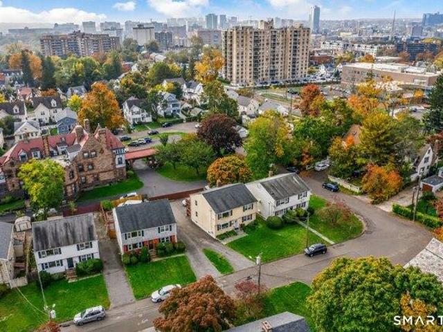 house with 6 bedroom, Stamford CT ES105144682