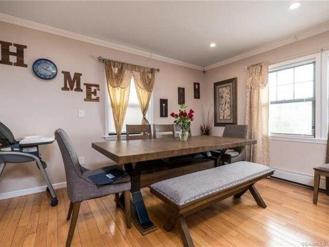 house with 6 bedroom, Stamford CT ES105160025