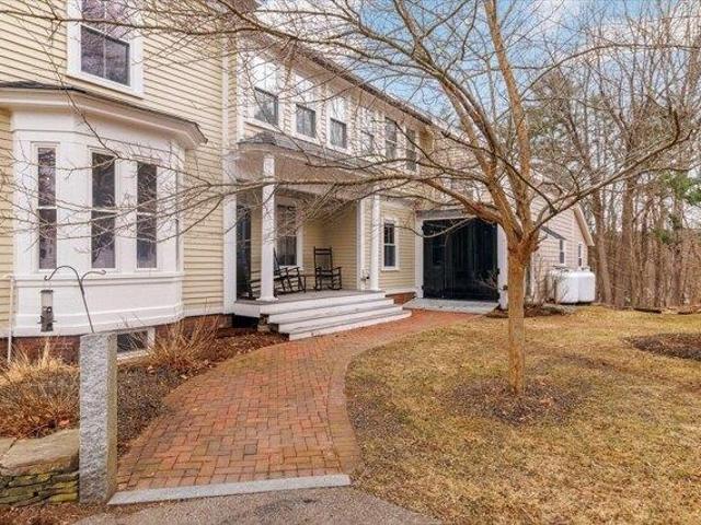 house with 6 bedroom, Sturbridge MA ES104112586