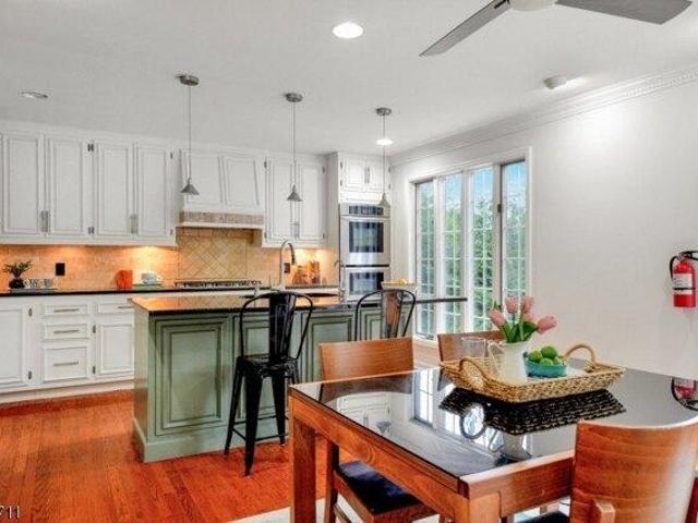 house with 6 bedroom, Summit NJ DS103620738