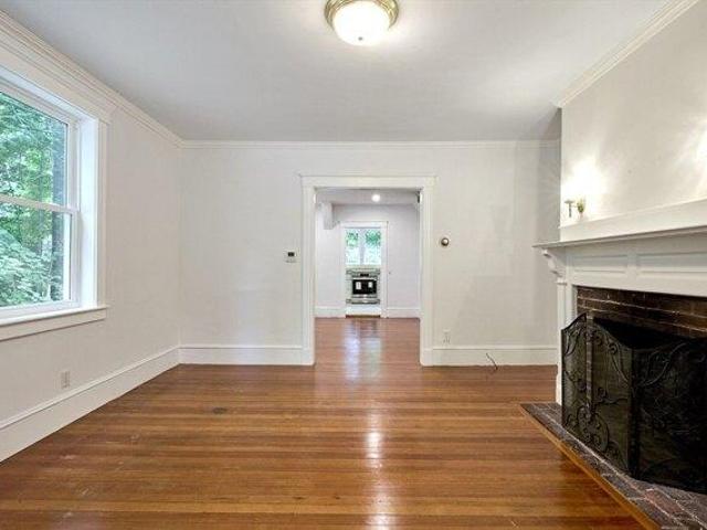 house with 6 bedroom, Sudbury MA ES104111868