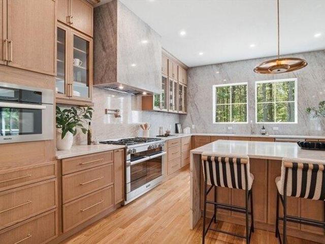 house with 6 bedroom, Sudbury MA ES105081653