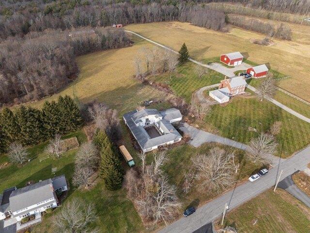 house with 6 bedroom, Sutton MA DS102447179