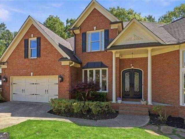 house with 6 bedroom, Suwanee GA ES104898590