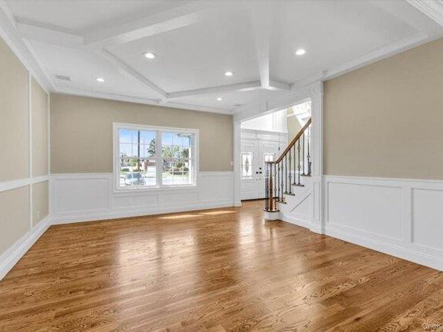 house with 6 bedroom, Syosset NY ES104906377