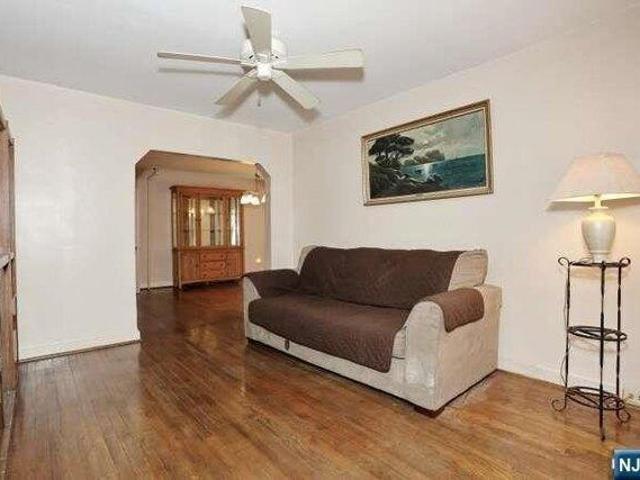 house with 74 bedroom, Butler NJ ES104604954