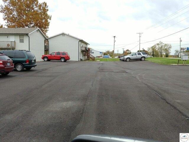 house with 77 bedroom, Warrensburg MO DS93225967