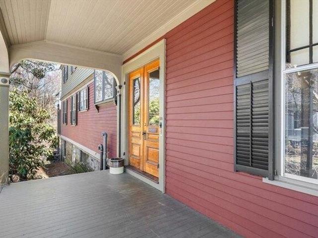 house with 7 bedroom, Taunton MA DLS102121435