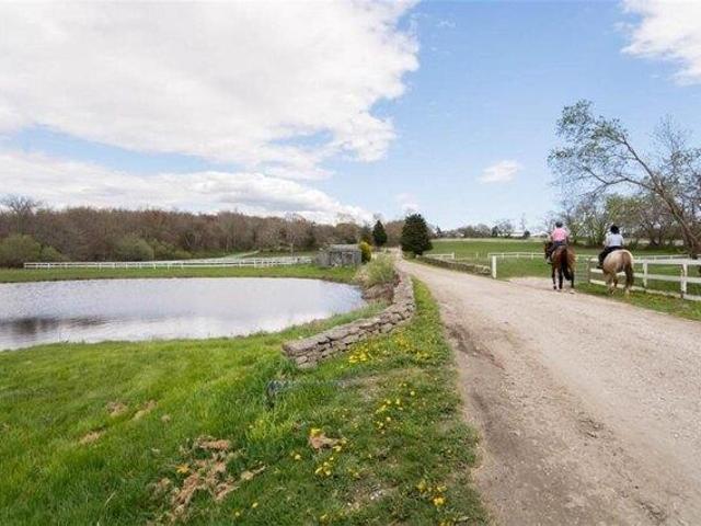 house with 7 bedroom, Tiverton RI ES104043640