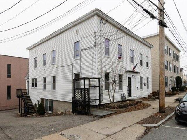 house with 7 bedroom, Wakefield MA DLS102312848