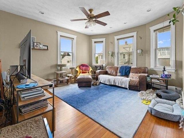 house with 7 bedroom, Wakefield MA ES104757139