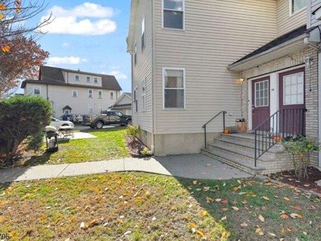 house with 7 bedroom, Wallington NJ DLS101782677