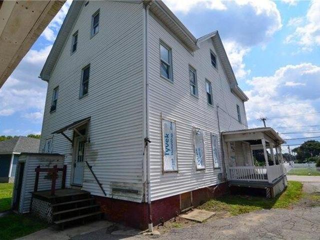 house with 7 bedroom, Warwick RI ES105080591