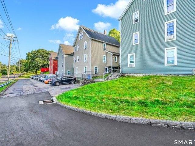 house with 7 bedroom, Watertown CT ES105125044