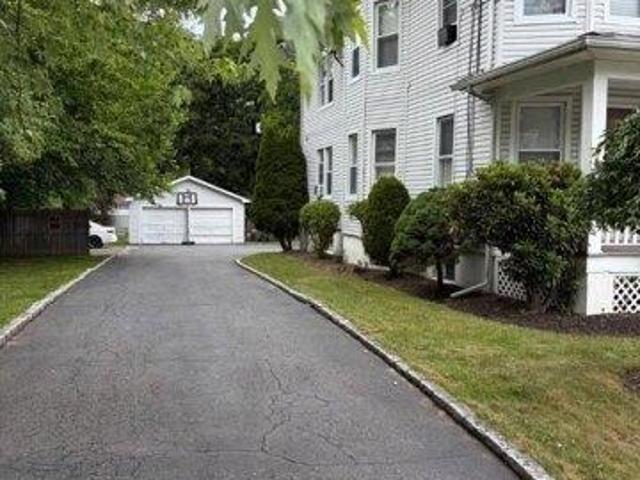 house with 7 bedroom, West Caldwell NJ DS104237518