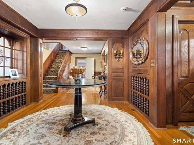 house with 7 bedroom, West Hartford CT DS104295755