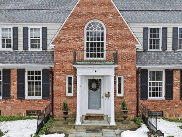 house with 7 bedroom, West Hartford CT DS103432955