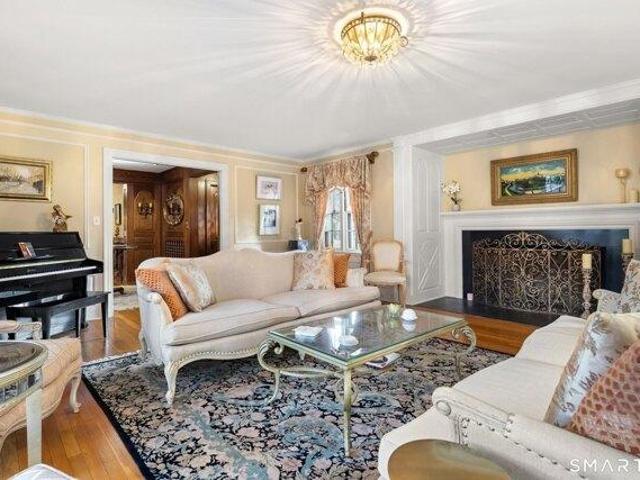house with 7 bedroom, West Hartford CT ES105230286