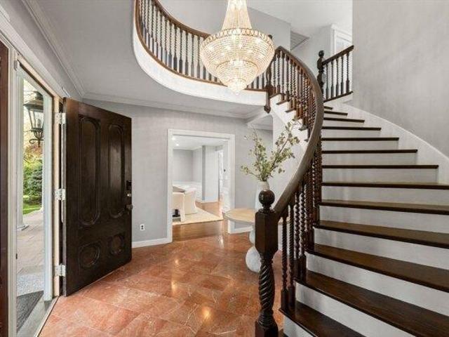 house with 7 bedroom, Weston MA DLS102317636