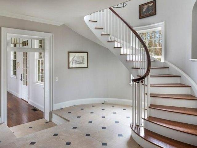 house with 7 bedroom, Westwood MA ES105081792