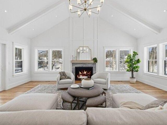 house with 7 bedroom, Winchester MA ES104604314