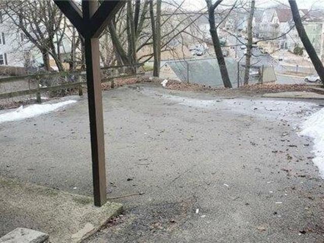 house with 7 bedroom, Woonsocket RI DS102372441