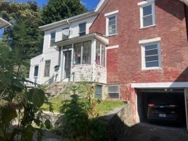 house with 7 bedroom, Worcester MA DLS102089290