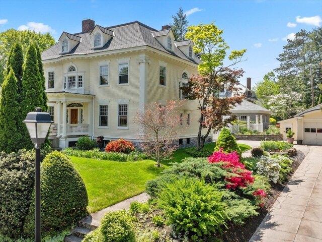house with 7 bedroom, Worcester MA DS102119976