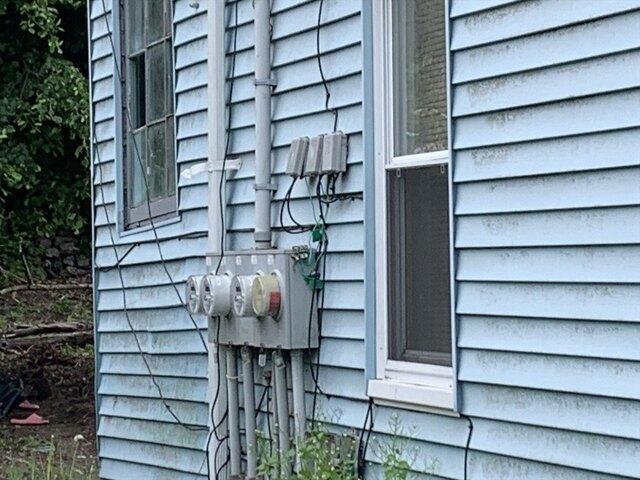 house with 7 bedroom, Worcester MA ES105041171