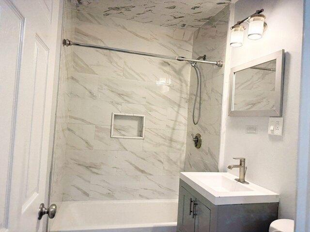 house with 7 bedroom, Worcester MA ES105123113