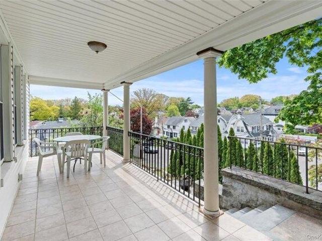 house with 7 bedroom, Yonkers NY ES105207407