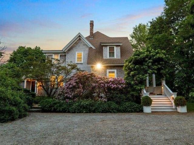 house with 7 bedroom, York ME ES104374134