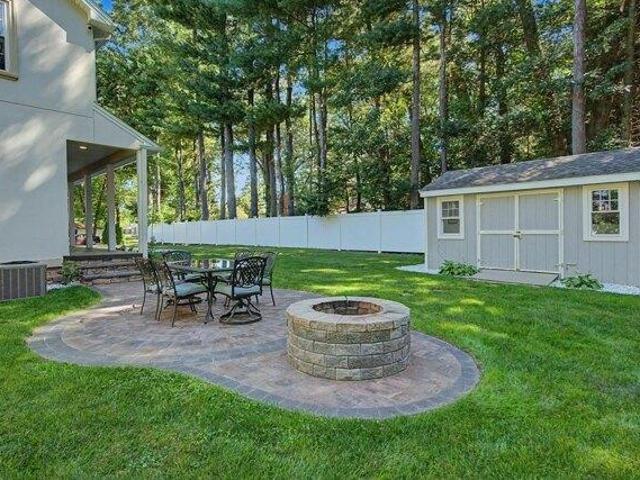 house with 7 bedroom, Agawam MA ES105438974