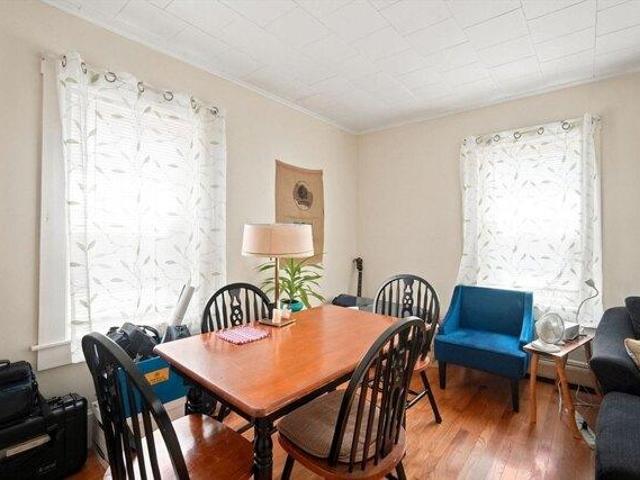 house with 7 bedroom, Amherst MA DS104190369