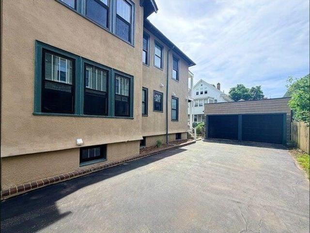house with 7 bedroom, Arlington MA ES105108732