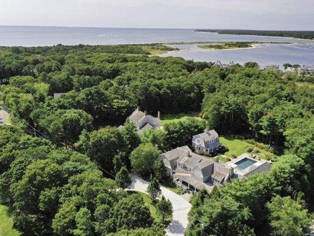 house with 7 bedroom, Barnstable MA DLS101707751