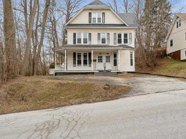 house with 7 bedroom, Barre VT DS102218102