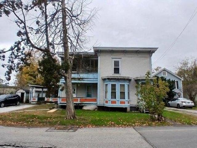 house with 7 bedroom, Barre VT DS102218327