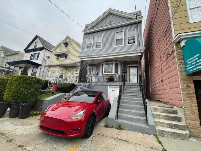 house with 7 bedroom, Bayonne NJ DS104263092