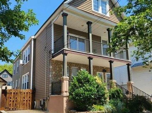 house with 7 bedroom, Bayonne NJ DS104373659