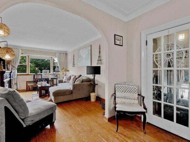 house with 7 bedroom, Bayonne NJ ES104329478