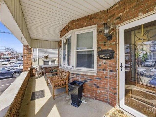 house with 7 bedroom, Bayonne NJ ES102824532