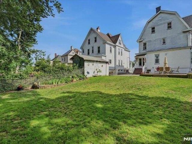 house with 7 bedroom, Belleville NJ ES104789070