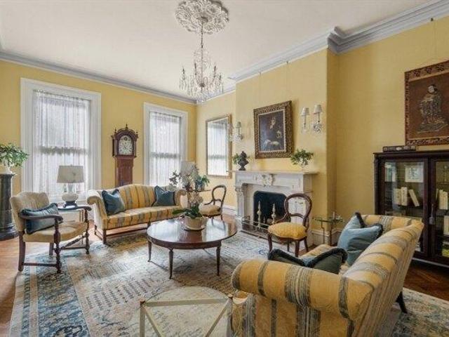 house with 7 bedroom, Boston MA DLS102155035