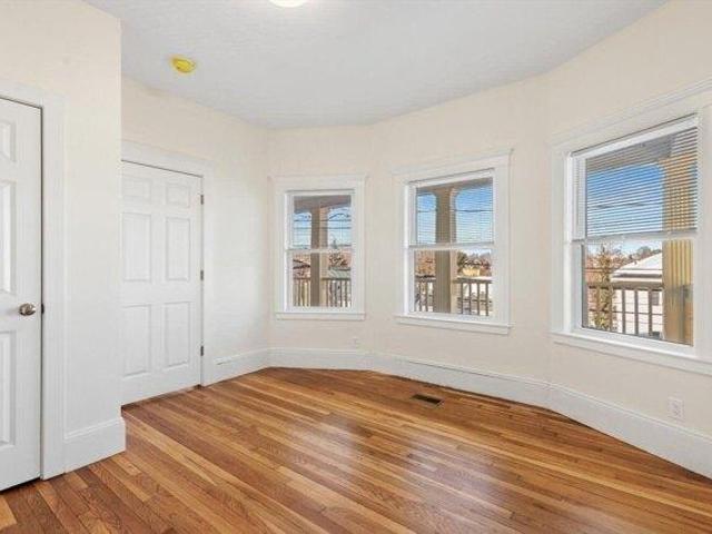house with 7 bedroom, Boston MA DS102154407