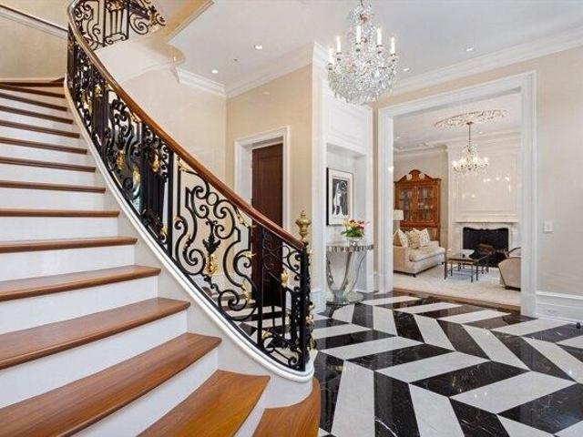 house with 7 bedroom, Boston MA ES103495569