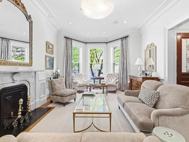 house with 7 bedroom, Boston MA ES103036716
