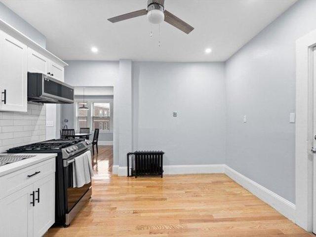 house with 7 bedroom, Boston MA ES104514568