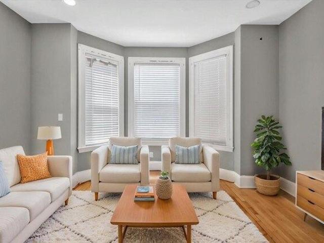 house with 7 bedroom, Boston MA ES104762222