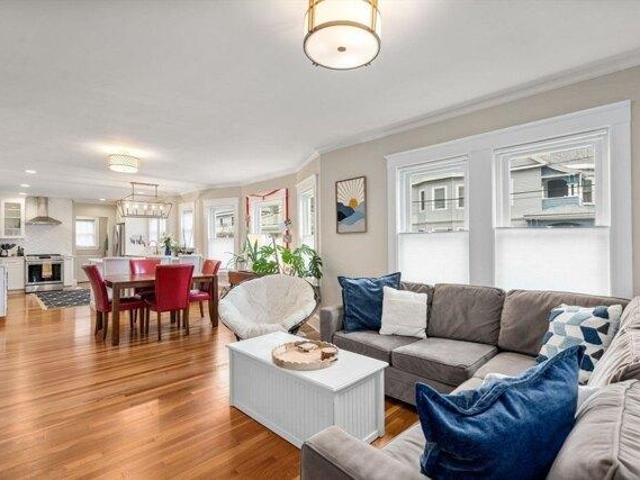 house with 7 bedroom, Boston MA ES104810573